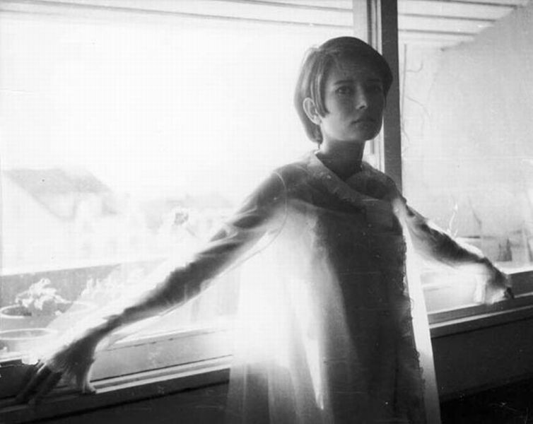 A devoção de Maria Cabral a um país nos "Verdes Anos ...