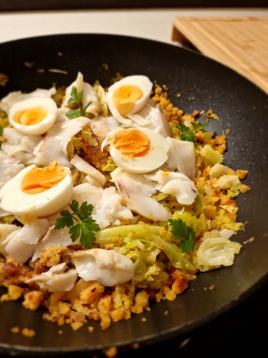 Bacalhau com Migas de Broa e Couve - MaryM Blog