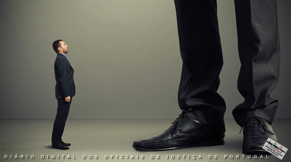 DGAJ anuncia reforço da carreira dos Oficiais de Justiça com novos ...