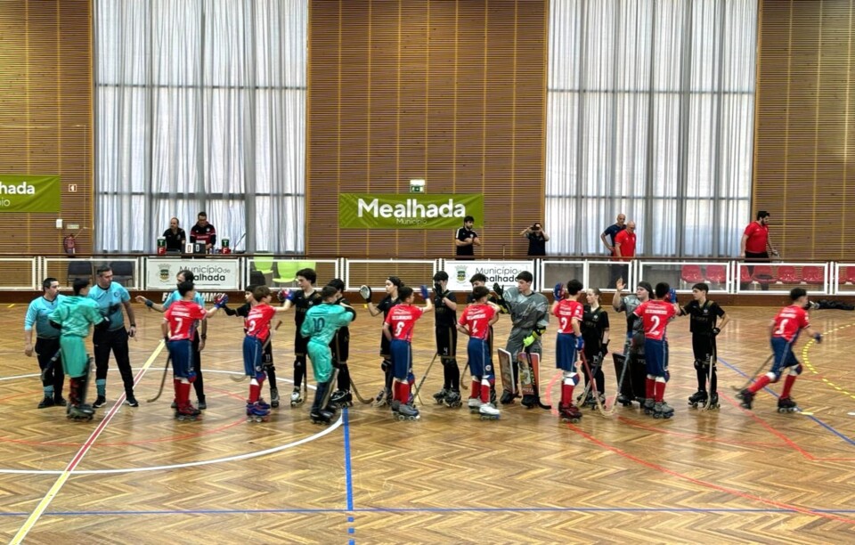 HOQUEI EM PATINS ! TRIcampeões Regionais de Sub-15 | udo - Oliveirando ...